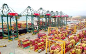 Togo- Port de Lomé: marre d'être ignorés, les dockers brandissent un ...
